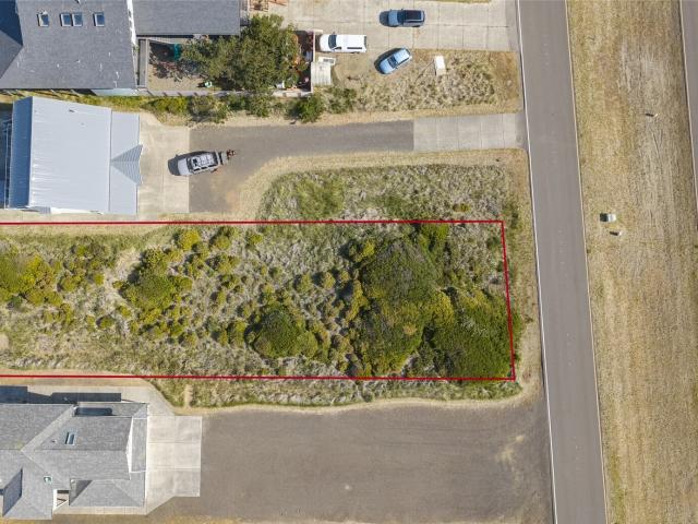 1237 Ocean Shores Boulevard SW