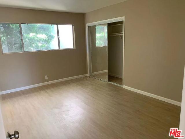 1237 Amherst Avenue 9