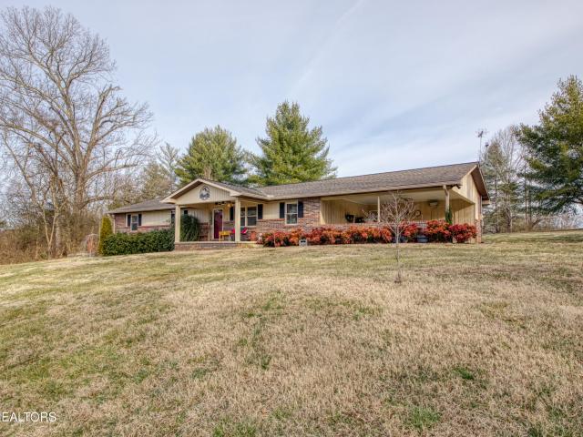 1237 Burnett Station Rd, Seymour, TN 37865 | MLS #1328 | Compass