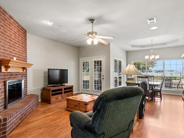 1237 Beachview