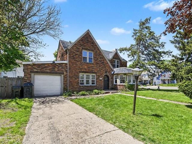 1237 Blaine Ave, South Bend, IN 46616