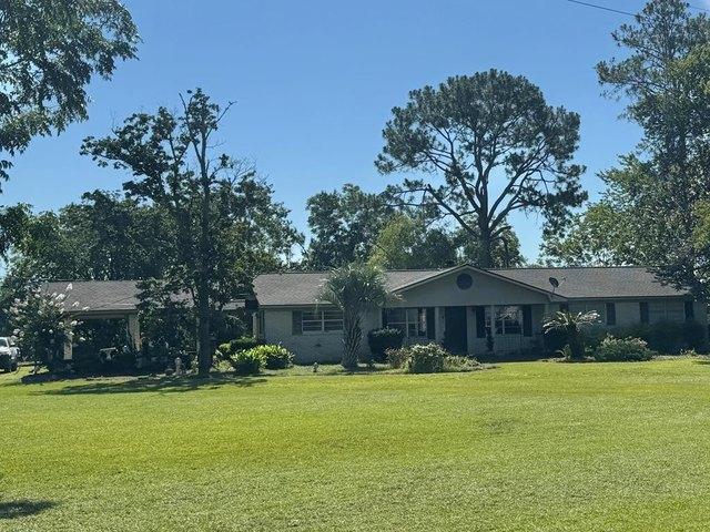 1237 Bridgeford Church Rd, Hazlehurst, GA 31539