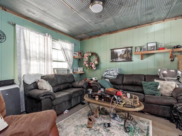 1237 Broken Bow Lane