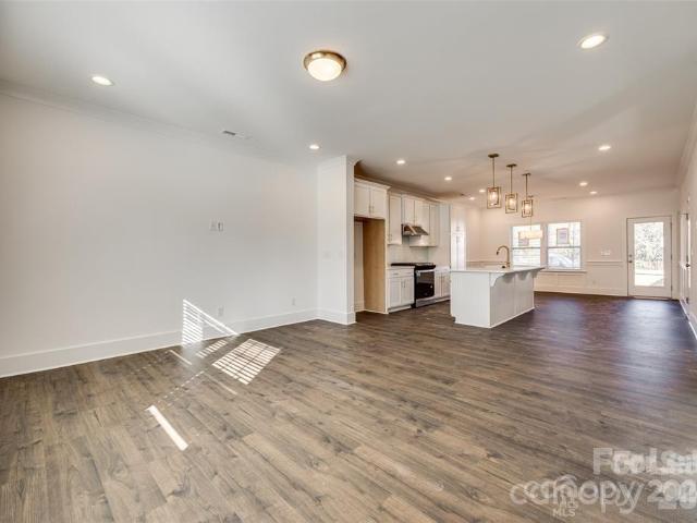 1237 Eastway Drive