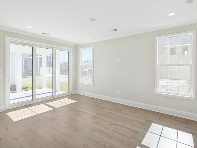 1237 Harriman Lane