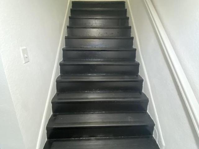 1237 Lindsay Ave. 4 Bedroom Apartment for Rent at 1237 Lindsay Ave, Portsmouth, VA 23704