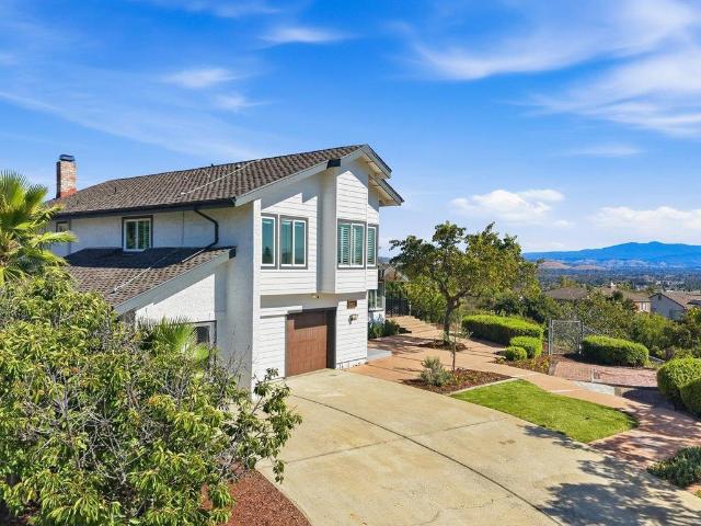 1237 Renraw Drive