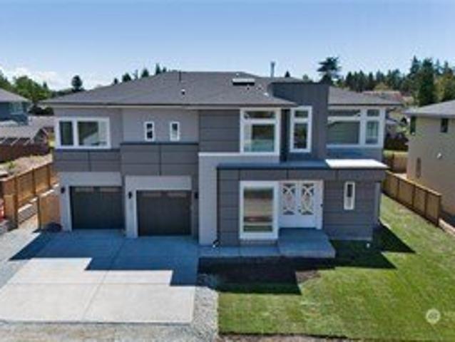1237 S 234th Dr, Des Moines, WA 98198