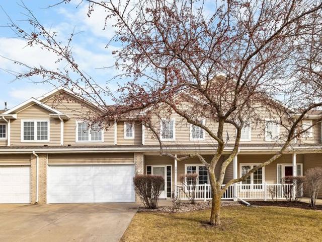 1237 S 52nd St Unit 805, West Des Moines, IA 50265
