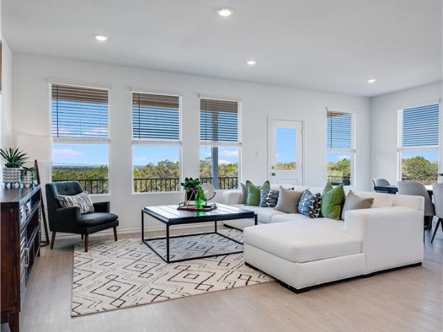 1237 Samantha Lane