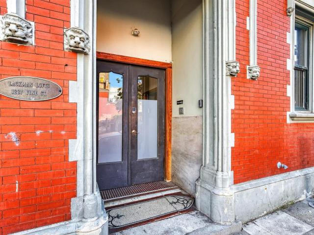 1237 Vine Street