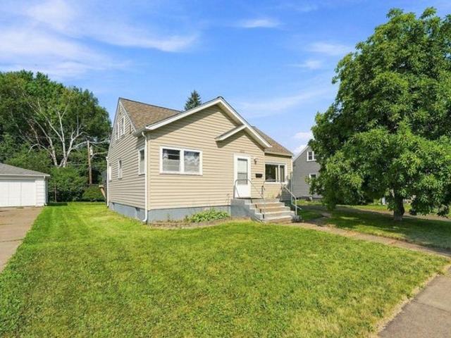 1237 92nd Ave W, Duluth, MN 55808