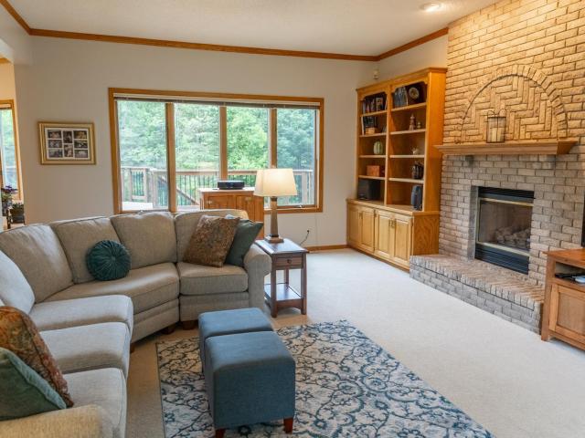 12380 Ravine Circle N