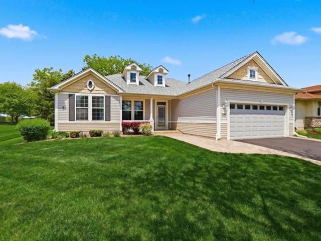12385 Hickory Ct, Huntley, IL 60142
