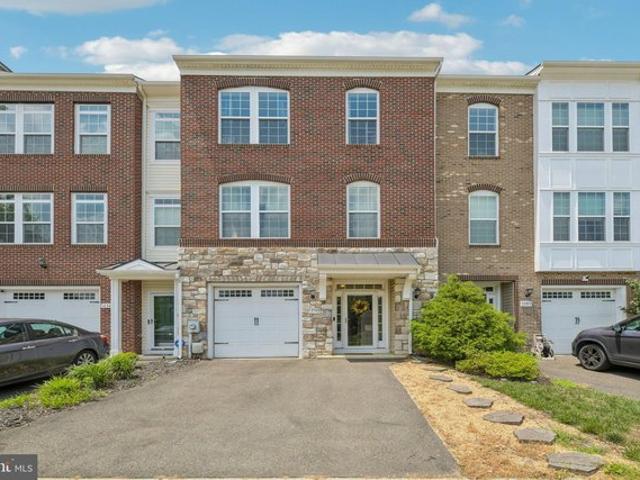 12385 Sandstone St, Waldorf, MD 20601