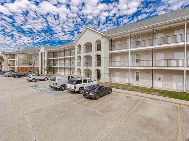 12386 River Highlands Dr Unit H, Saint Amant, LA 70774