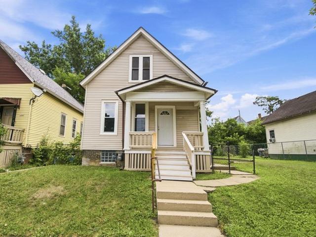 1238 N 26th St, Milwaukee, WI 53205