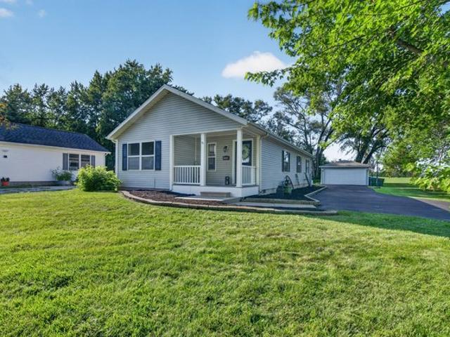 1238 E North St, Coal City, IL 60416