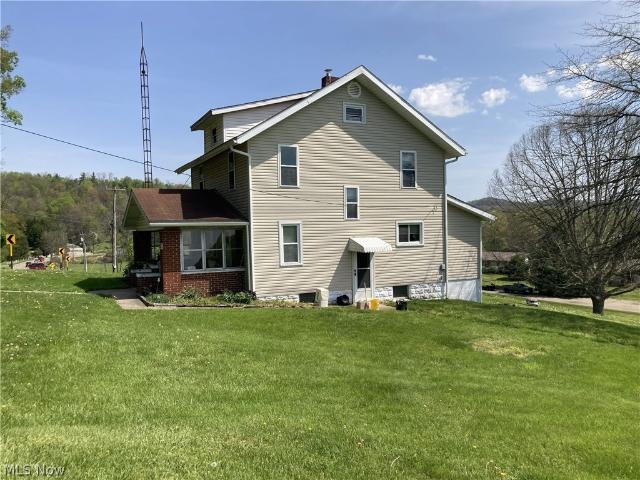 1238 Schneiders Crossing Road NW
