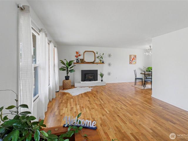 1238 SE 1st Street