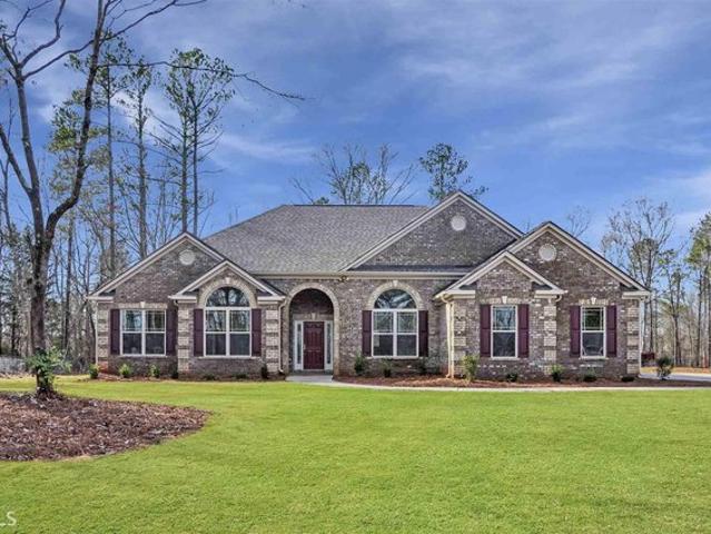 12391 Hillcrest Dr, Hampton, GA 30228