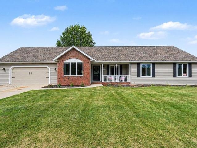 12392 Diamond Dr, Plymouth, IN 46563
