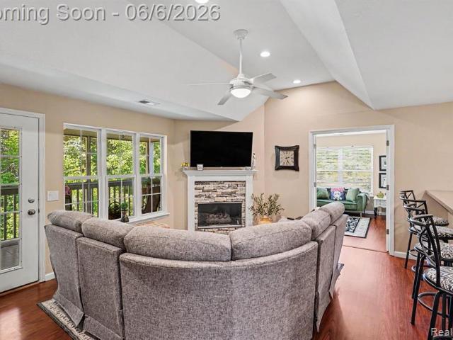 12398 Saint Andrews Way