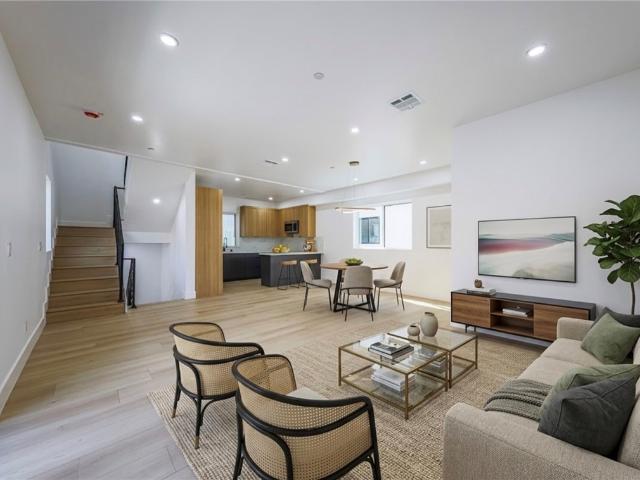1239 N Orange Drive 1237 3/4
