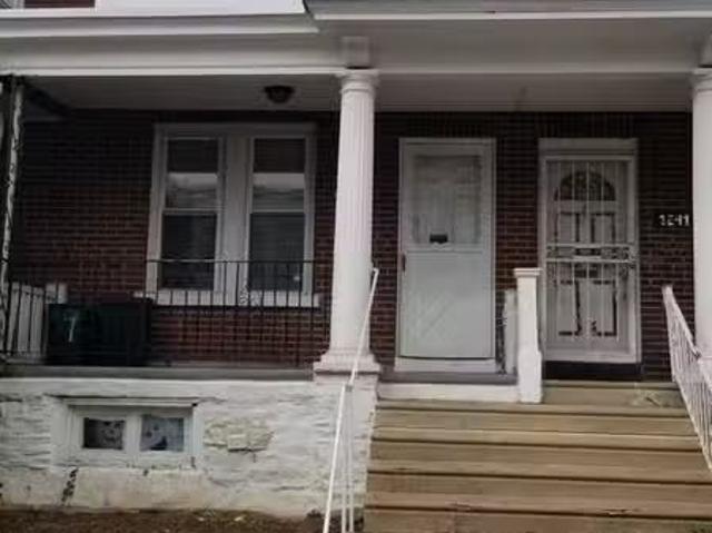 1239 E Stafford St. 1239 E Stafford St