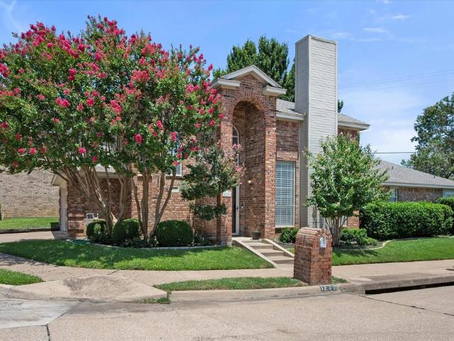 1239 Falcon Trail