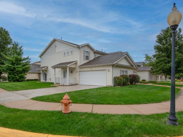 1239 Fox Hollow Dr, Chesterton, IN 46304 | MLS #833843 | Compass