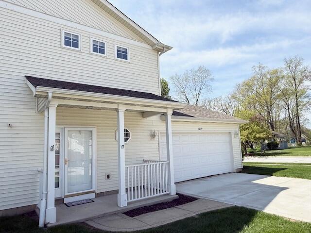 1239 Fox Hollow Drive