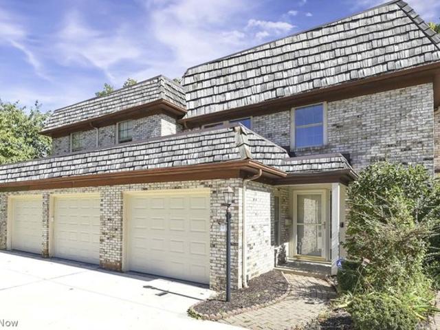 1239 Harwich Ct Unit 104, Rocky River, OH 44116