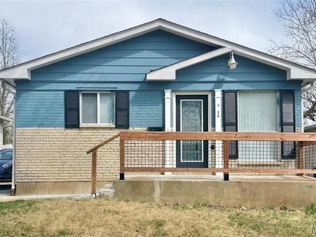 1239 Peggy Ct, Saint Louis, MO 63147