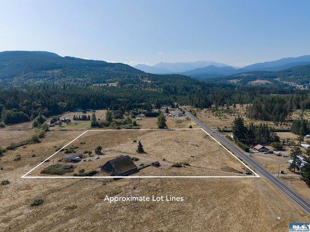 1239 River Rd, Sequim, WA 98382