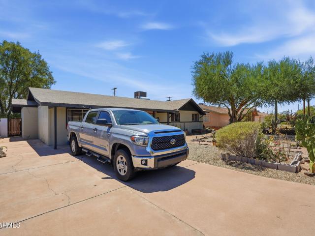 1239 w elna rae street
