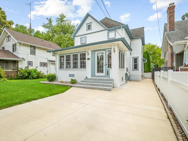 1239 W Lincoln Boulevard