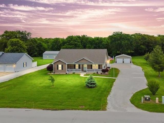 1239 Witt Mill Rd, Jerseyville, IL 62052