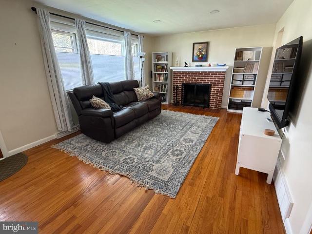 1239 York Road