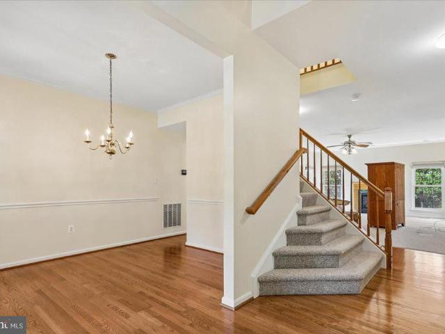 12303 Grimsby Lane