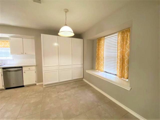 12303 Longfellow Dr, Montgomery, TX 77356 | MLS #94000