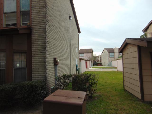 12300 Brookglade Cir, Unit 74, Houston, TX 77099 | MLS #93357 | Compass