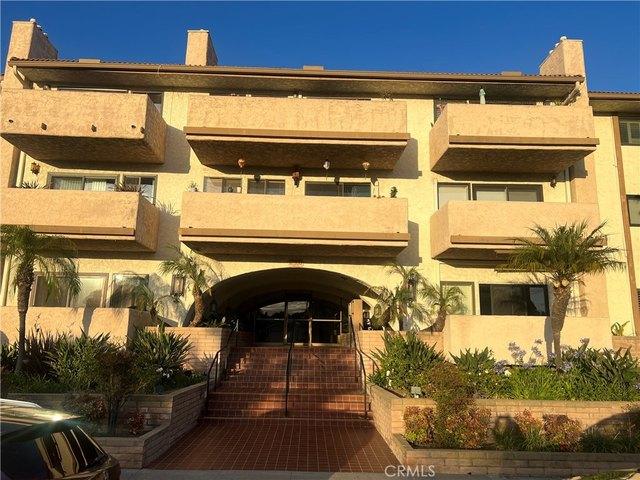12300 Montecito Rd Apt 24, Seal Beach, CA 90740