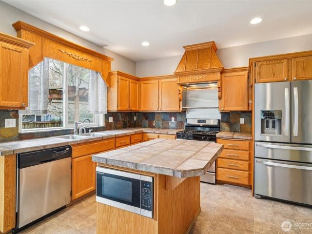12302 th Street E