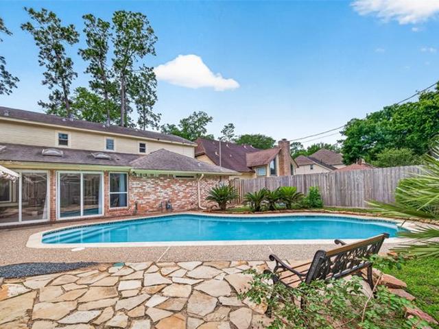 12302 S Moorcreek Dr, Houston, TX 77070