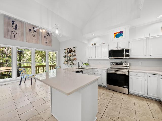 12304 Whartons Way