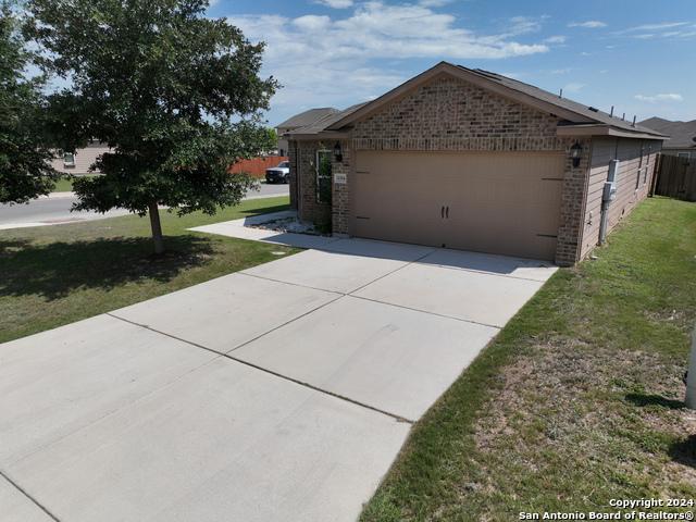 12304 Claiborne