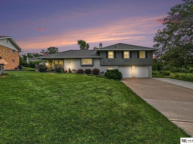 12304 Grey Fawn Dr, Omaha, NE 68154