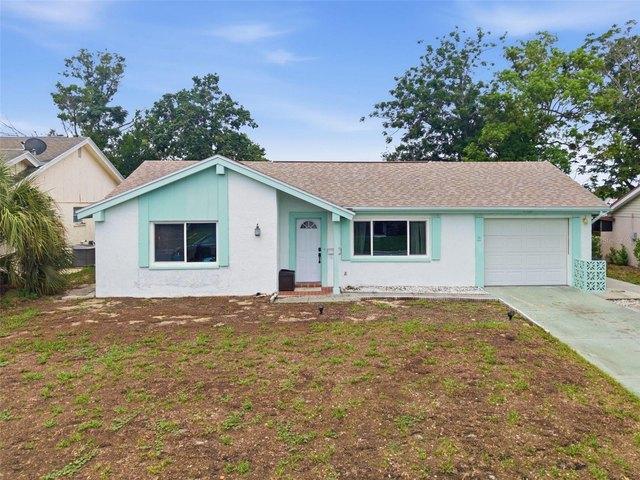12305 Partridge Hill Row, Hudson, FL 34667