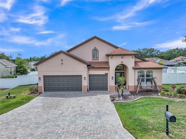 12309 Loopback Dr, San Antonio, FL 33576